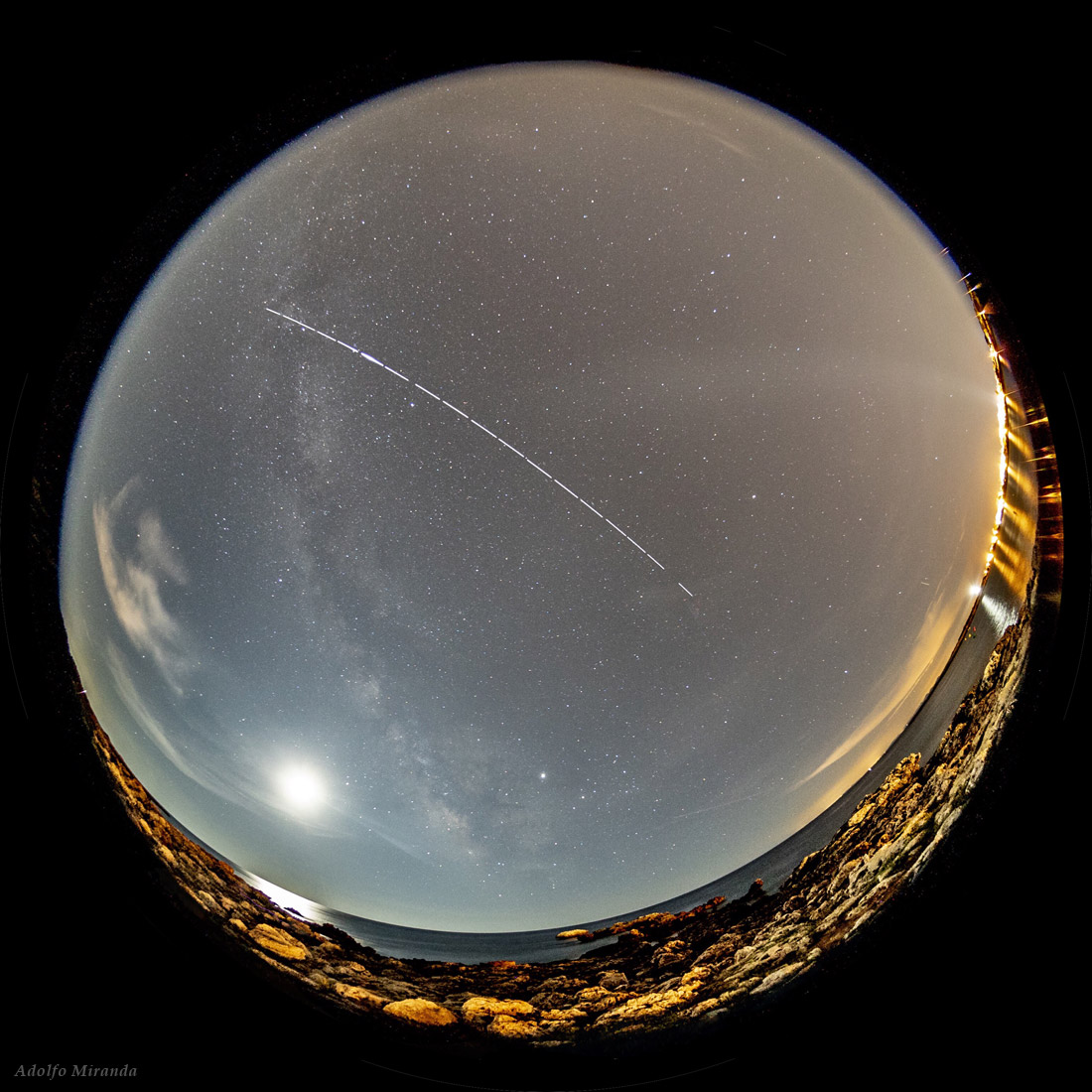 TWAN | Eclipsed Moon with ISS